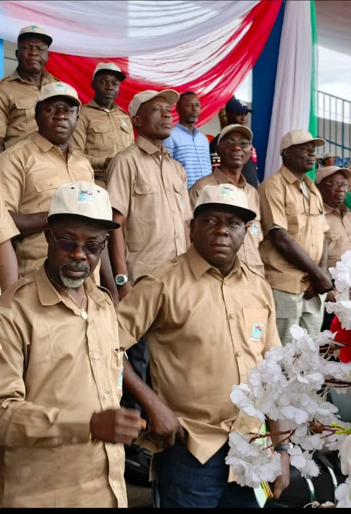 GOVERNOR OTU MARKS WORLD TEACHERS DAY IN CALABAR WITH FANFARE – Cross ...